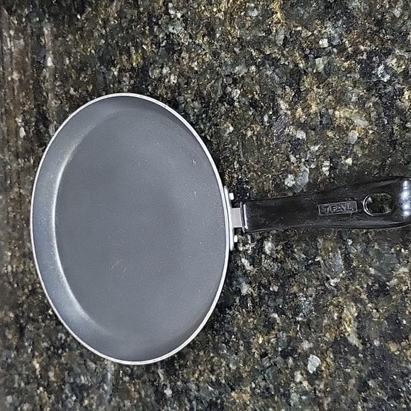 T-Fal | Kitchen | Tfal Aluminium Crepe Pan Nonstick Tortilla Pan 9 ...